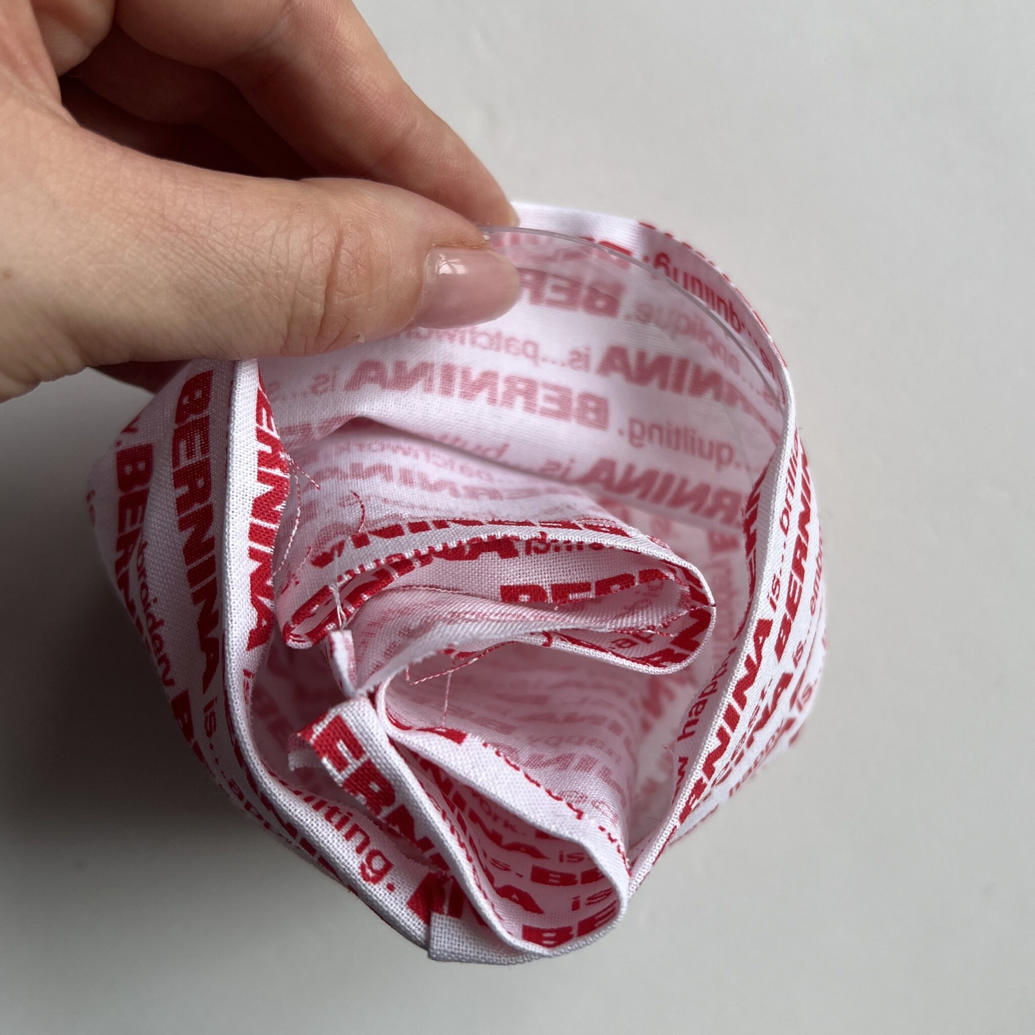 Collapsible Thread Catcher – Olesya Lebedenko