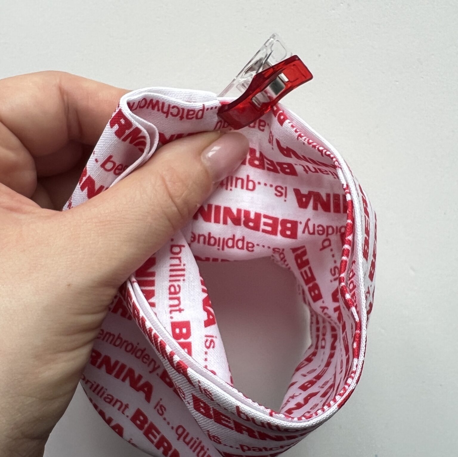 Collapsible Thread Catcher – Olesya Lebedenko